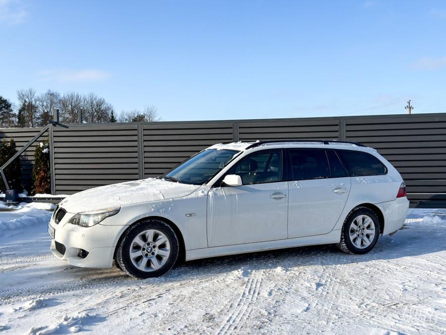 White BMW 530 2007 in Vilnius, with an engine capacity of 3.00 L and mileage of 337 thousand km for 4900 €, photo 3 on AUTOMOTO.COM.LV