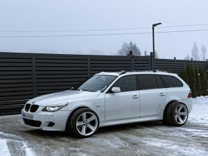 White BMW 530 2007 in Vilnius, with an engine capacity of 3.00 L and mileage of 337 thousand km for 4900 €, photo 17 on AUTOMOTO.COM.LV