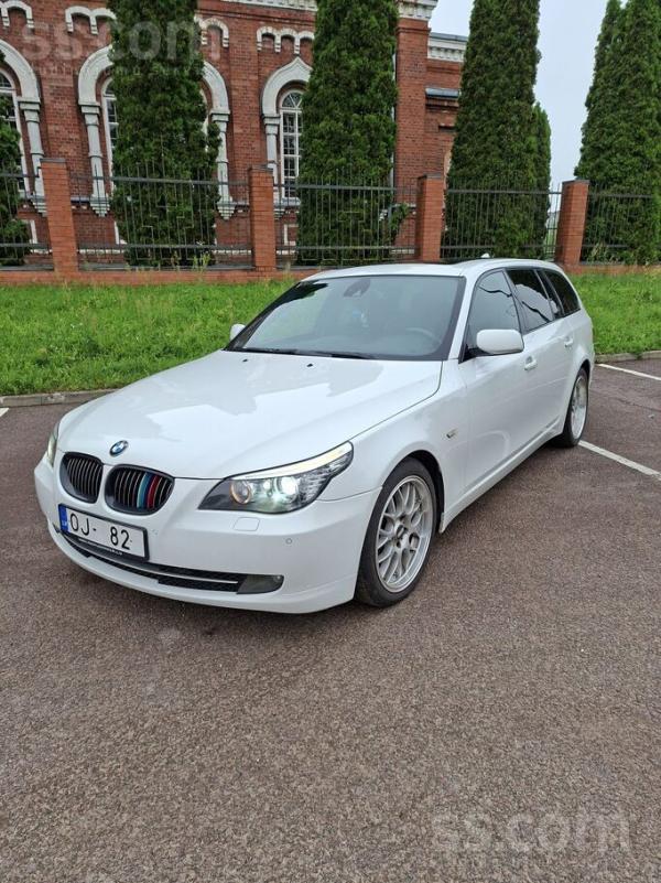 White BMW 530 2007 in Jekabpils, with an engine capacity of 3.00 L and mileage of 310 thousand km for 5100 €, photo 1 on AUTOMOTO.COM.LV
