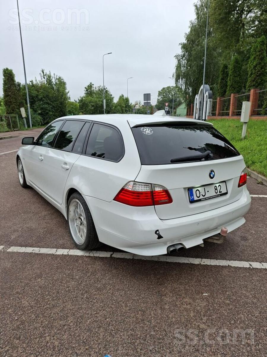 Белый БМВ 530 2007 в Екабпилс, объемом двигателя 3.00 л и пробегом 310 тыс. км за 5100 €, фото 4 на AUTOMOTO.COM.LV
