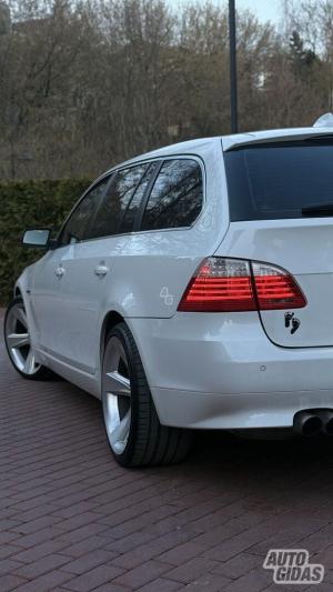 Balts BMW 530 2008 Varėna, ar dzinēja tilpumu 3.00 L un nobraukumu 316 tūkst. km par 6450 €, foto 5 vietnē AUTOMOTO.COM.LV
