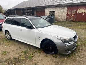 Balts BMW 530 2008 Ariogala, ar dzinēja tilpumu 3.00 L un nobraukumu 406 tūkst. km par 2700 €, foto 5 vietnē AUTOMOTO.COM.LV