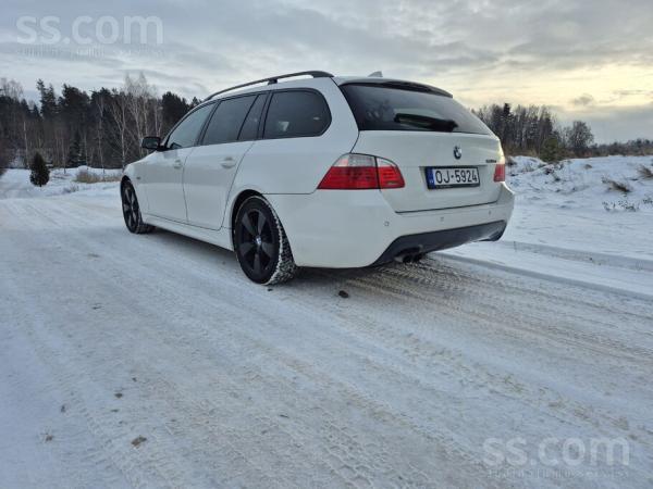 Balts BMW 530 2009 Valka, ar dzinēja tilpumu 3.00 L un nobraukumu 370 tūkst. km par 7750 €, foto 3 vietnē AUTOMOTO.COM.LV