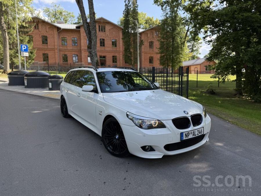 Белый БМВ 530 2009 в Цесис, объемом двигателя 3.00 л и пробегом 292 тыс. км за 7950 €, фото 4 на AUTOMOTO.COM.LV