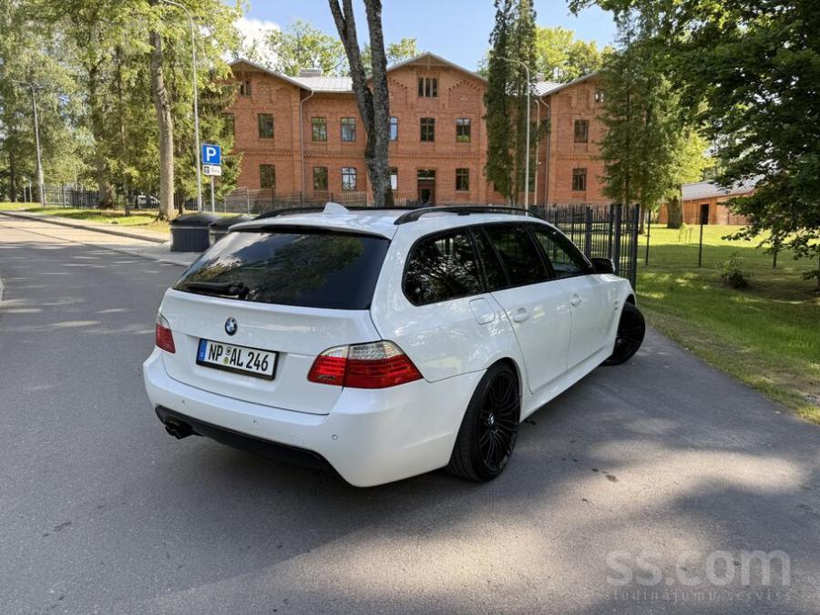 Белый БМВ 530 2009 в Цесис, объемом двигателя 3.00 л и пробегом 292 тыс. км за 7950 €, фото 5 на AUTOMOTO.COM.LV