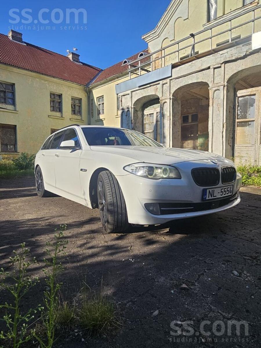 Balts BMW 530 2010 Ventspils, ar dzinēja tilpumu 3.00 L un nobraukumu 370 tūkst. km par 10000 €, foto 3 vietnē AUTOMOTO.COM.LV