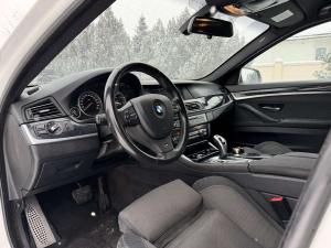 Balts BMW 530 2011 Kauņa, ar dzinēja tilpumu 3.00 L un nobraukumu 310 tūkst. km par 8800 €, foto 15 vietnē AUTOMOTO.COM.LV