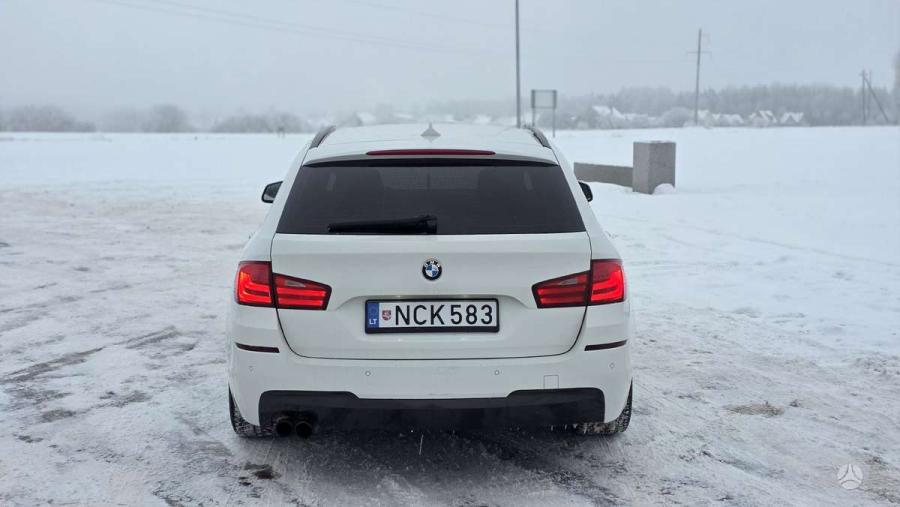 Balts BMW 530 2011 Šauļi, ar dzinēja tilpumu 3.00 L un nobraukumu 320 tūkst. km par 8800 €, foto 4 vietnē AUTOMOTO.COM.LV