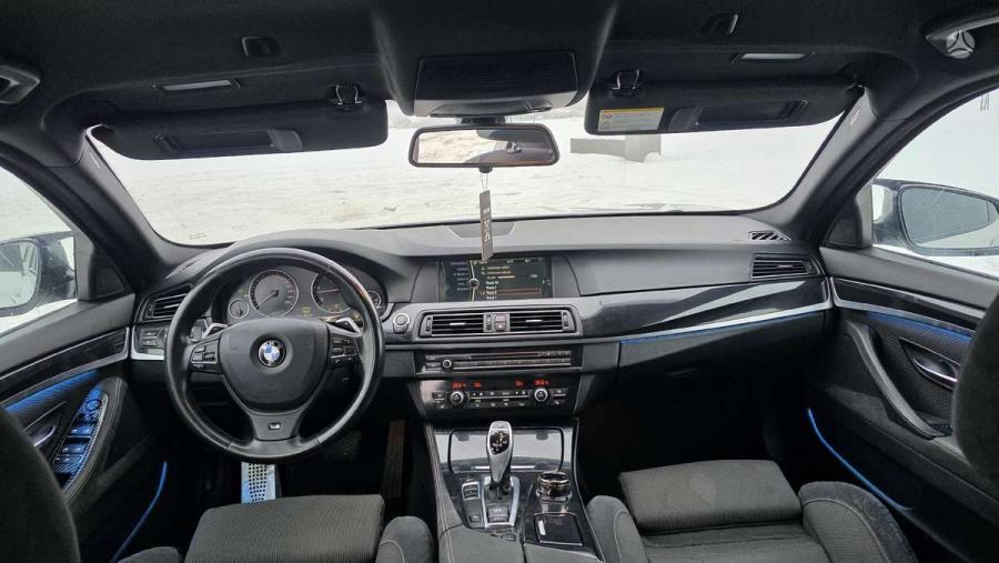 Balts BMW 530 2011 Šauļi, ar dzinēja tilpumu 3.00 L un nobraukumu 320 tūkst. km par 8800 €, foto 18 vietnē AUTOMOTO.COM.LV