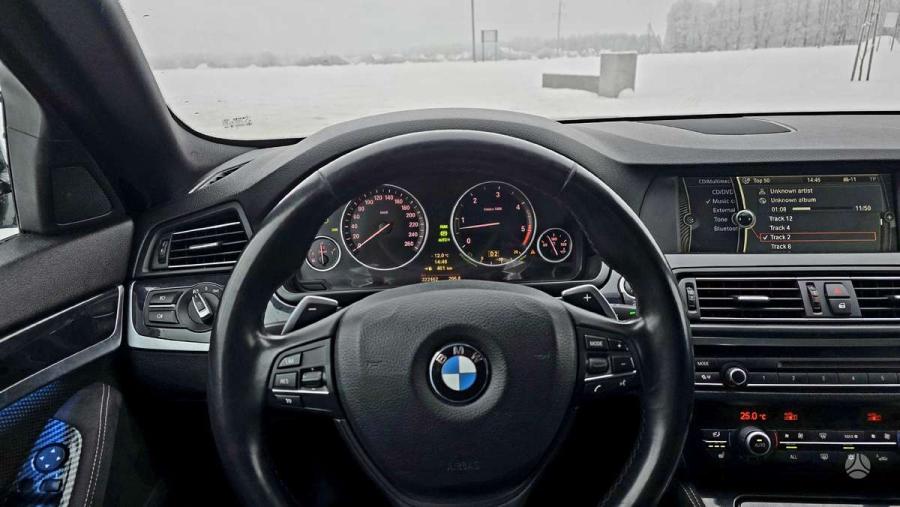 Balts BMW 530 2011 Šauļi, ar dzinēja tilpumu 3.00 L un nobraukumu 320 tūkst. km par 8800 €, foto 22 vietnē AUTOMOTO.COM.LV