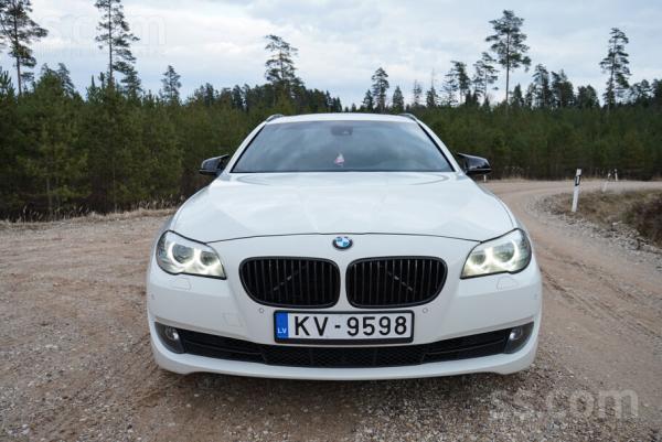 Balts BMW 530 2011 Cēsis, ar dzinēja tilpumu 3.00 L un nobraukumu 261 tūkst. km par 9500 €, foto 1 vietnē AUTOMOTO.COM.LV