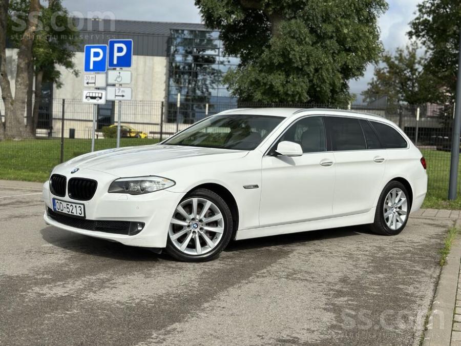 Balts BMW 530 2011 Tukums, ar dzinēja tilpumu 3.00 L un nobraukumu 390 tūkst. km par 6990 €, foto 6 vietnē AUTOMOTO.COM.LV