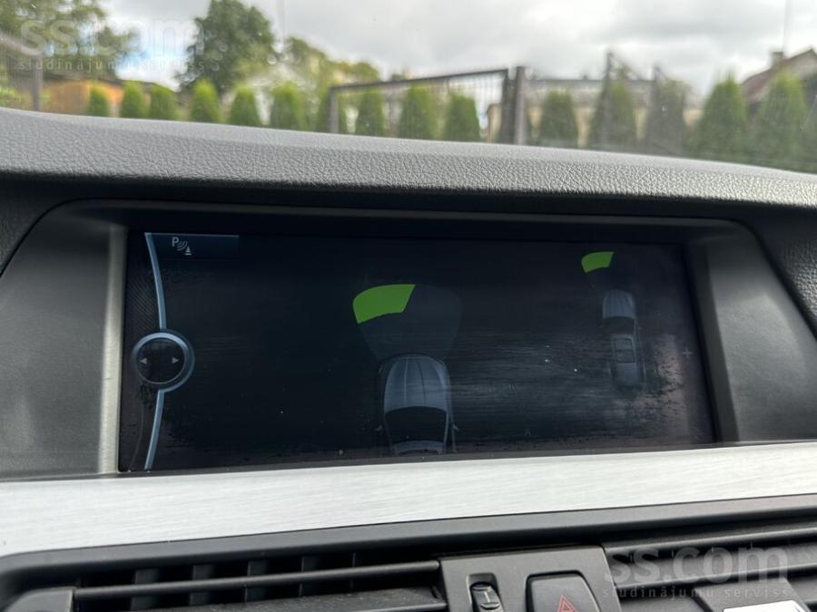 Balts BMW 530 2011 Tukums, ar dzinēja tilpumu 3.00 L un nobraukumu 390 tūkst. km par 6990 €, foto 24 vietnē AUTOMOTO.COM.LV