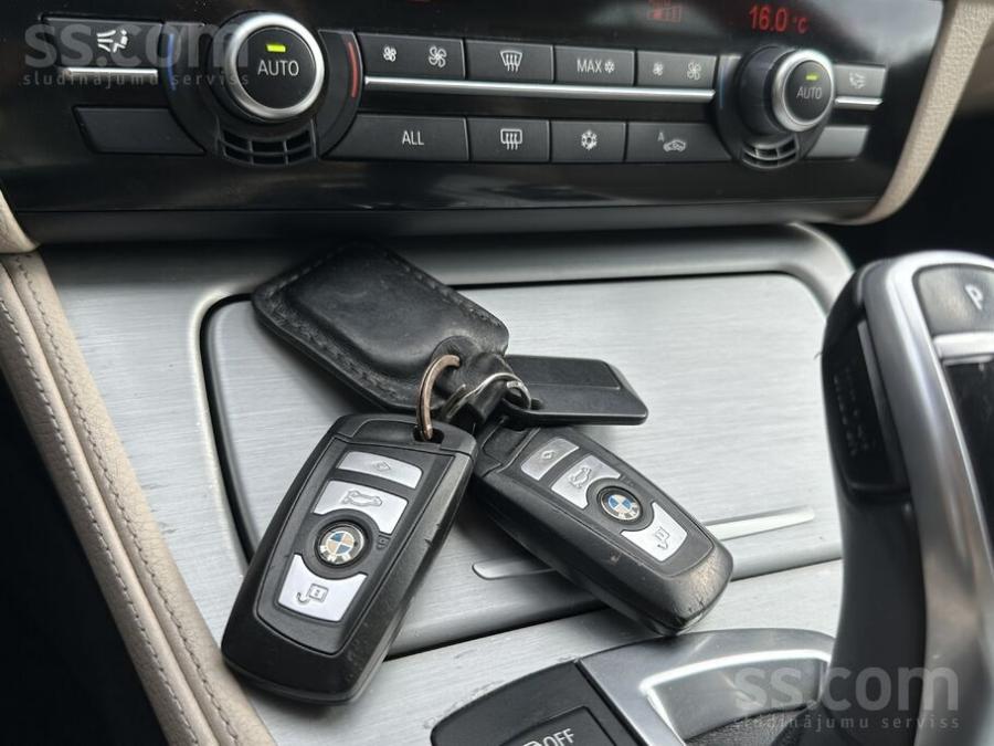 Balts BMW 530 2011 Tukums, ar dzinēja tilpumu 3.00 L un nobraukumu 390 tūkst. km par 6990 €, foto 29 vietnē AUTOMOTO.COM.LV
