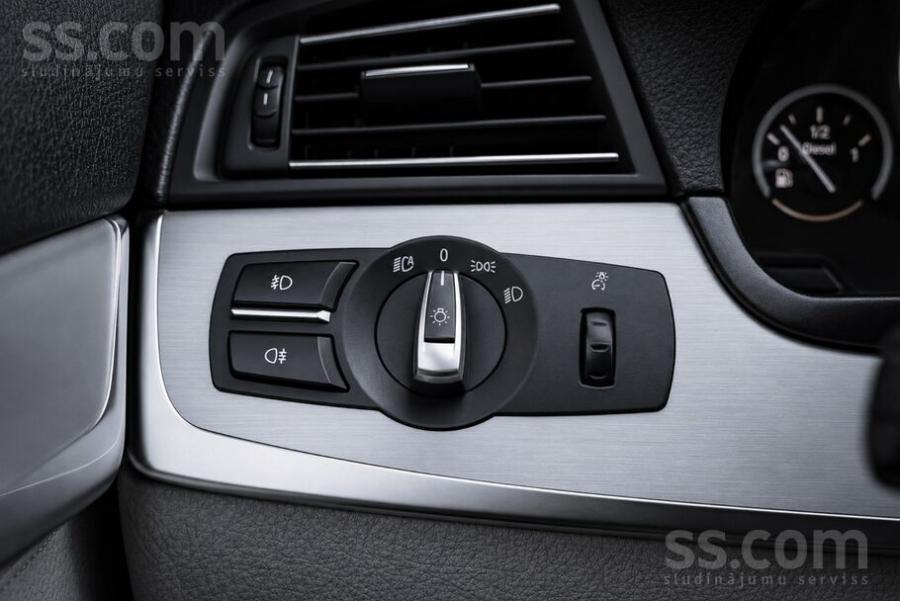Balts BMW 530 2011 Rīga, ar dzinēja tilpumu 3.00 L un nobraukumu 0 tūkst. km par 6500 €, foto 30 vietnē AUTOMOTO.COM.LV