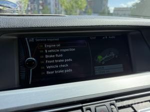 White BMW 530 2011 in Riga, with an engine capacity of 3.00 L and mileage of 275 thousand km for 13500 €, photo 13 on AUTOMOTO.COM.LV