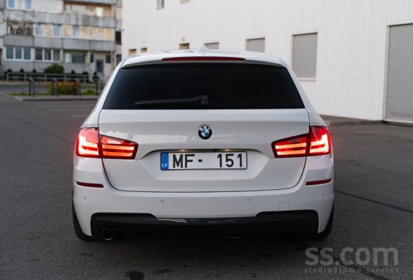White BMW 530 2011 in Liepaja, with an engine capacity of 3.00 L and mileage of 237 thousand km for 12500 €, photo 7 on AUTOMOTO.COM.LV