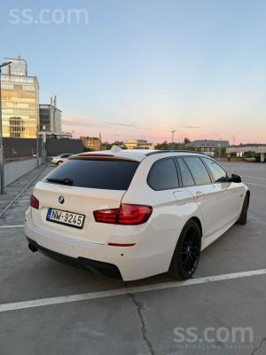 White BMW 530 2012 in Riga, with an engine capacity of 3.00 L and mileage of 309 thousand km for 11390 €, photo 3 on AUTOMOTO.COM.LV