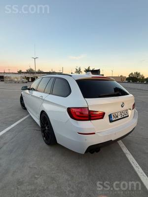 White BMW 530 2012 in Riga, with an engine capacity of 3.00 L and mileage of 309 thousand km for 11390 €, photo 4 on AUTOMOTO.COM.LV