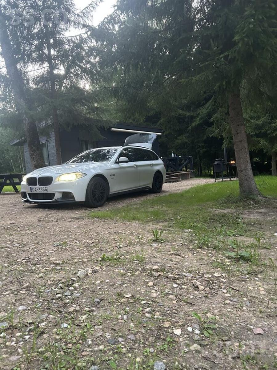 Balts BMW 530 2012 Rīga, ar dzinēja tilpumu 3.00 L un nobraukumu 375 tūkst. km par 11100 €, foto 2 vietnē AUTOMOTO.COM.LV