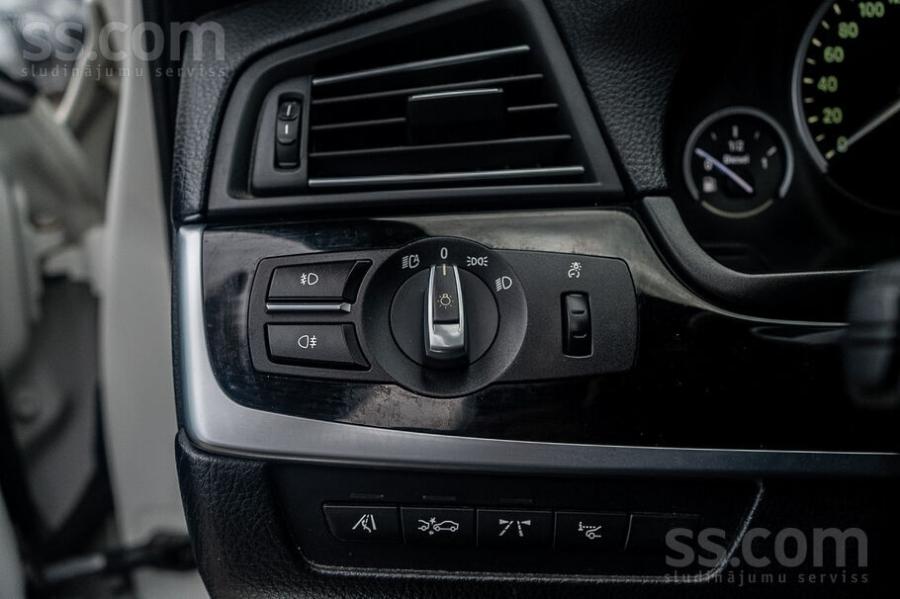 Balts BMW 530 2012 Rīga, ar dzinēja tilpumu 3.00 L un nobraukumu 0 tūkst. km par 8950 €, foto 15 vietnē AUTOMOTO.COM.LV