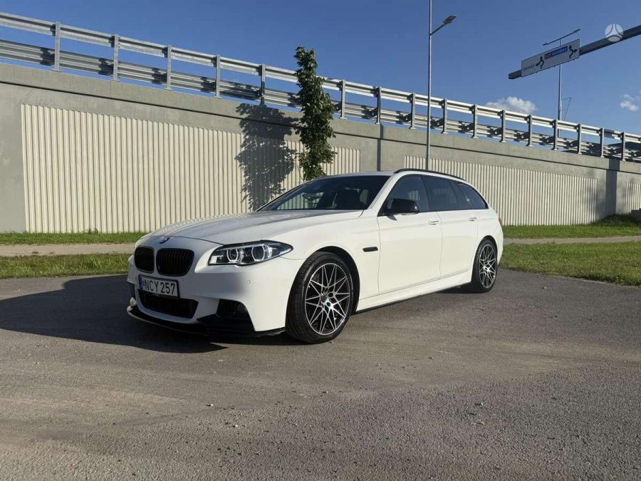 White BMW 530 2012 in Mazeikiai, with an engine capacity of 2.99 L and mileage of 363 thousand km for 10000 €, photo 1 on AUTOMOTO.COM.LV