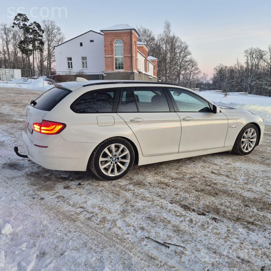 White BMW 530 2013 in Riga, with an engine capacity of 3.00 L and mileage of 365 thousand km for 9500 €, photo 3 on AUTOMOTO.COM.LV
