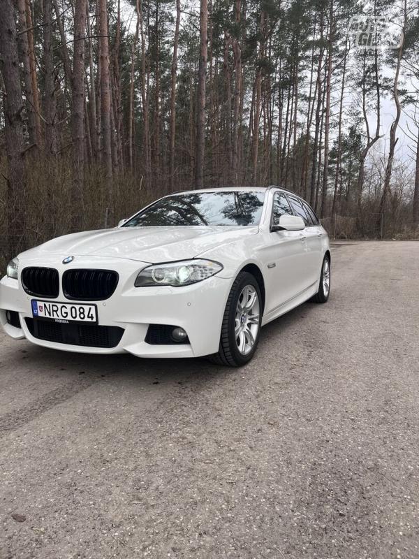 Белый БМВ 530 2013 в Укмерге, объемом двигателя 3.00 л и пробегом 258 тыс. км за 9900 €, фото 2 на AUTOMOTO.COM.LV
