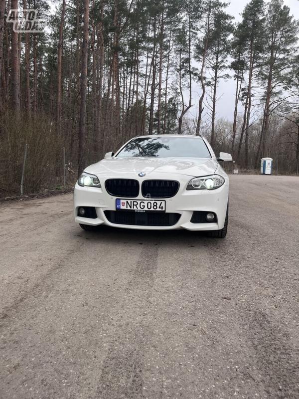 Белый БМВ 530 2013 в Укмерге, объемом двигателя 3.00 л и пробегом 258 тыс. км за 9900 €, фото 3 на AUTOMOTO.COM.LV
