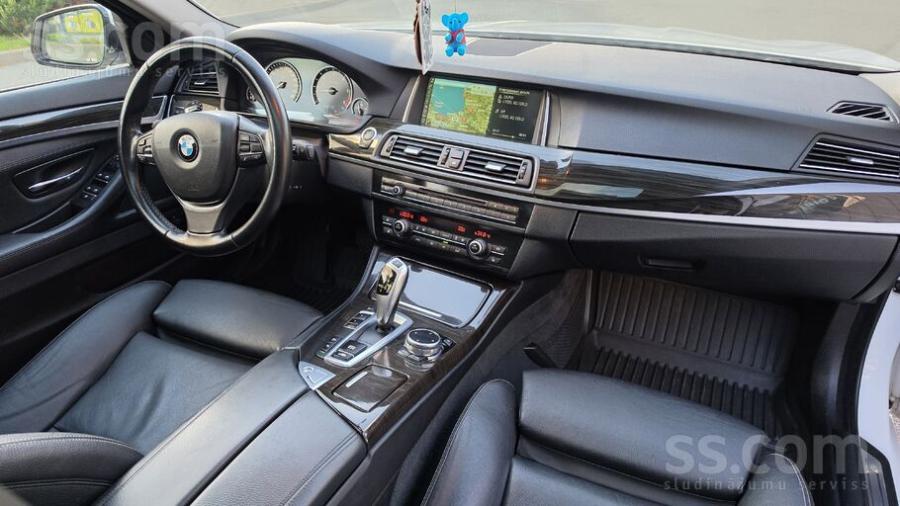 White BMW 530 2013 in Riga, with an engine capacity of 3.00 L and mileage of 333 thousand km for 12000 €, photo 6 on AUTOMOTO.COM.LV