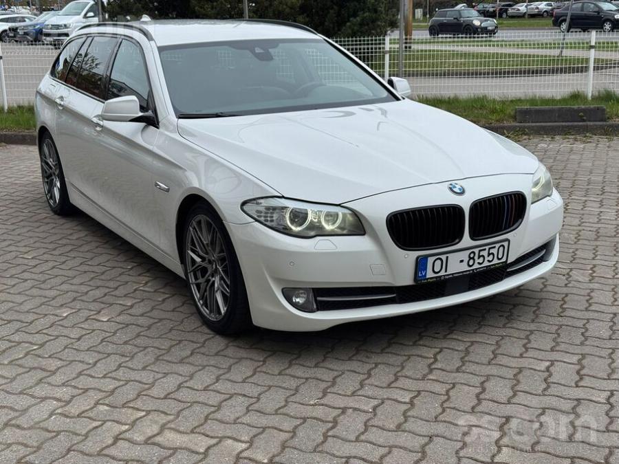 Balts BMW 530 2013 Rīga, ar dzinēja tilpumu 3.00 L un nobraukumu 370 tūkst. km par 9100 €, foto 1 vietnē AUTOMOTO.COM.LV