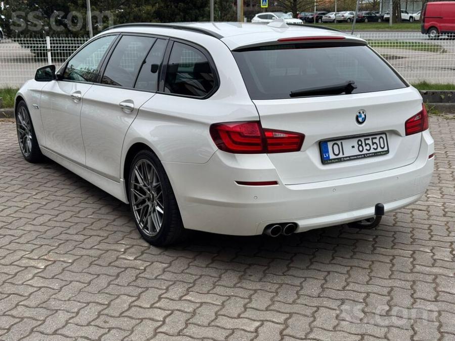 Balts BMW 530 2013 Rīga, ar dzinēja tilpumu 3.00 L un nobraukumu 370 tūkst. km par 9100 €, foto 4 vietnē AUTOMOTO.COM.LV