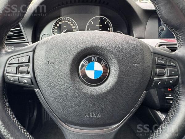 White BMW 530 2013 in Riga, with an engine capacity of 3.00 L and mileage of 370 thousand km for 9100 €, photo 6 on AUTOMOTO.COM.LV