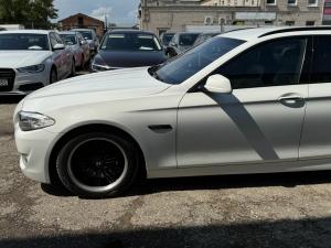 White BMW 530 2013 in Riga, with an engine capacity of 3.00 L and mileage of 265 thousand km for 10200 €, photo 10 on AUTOMOTO.COM.LV