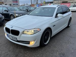White BMW 530 2013 in Riga, with an engine capacity of 3.00 L and mileage of 265 thousand km for 10200 €, photo 22 on AUTOMOTO.COM.LV