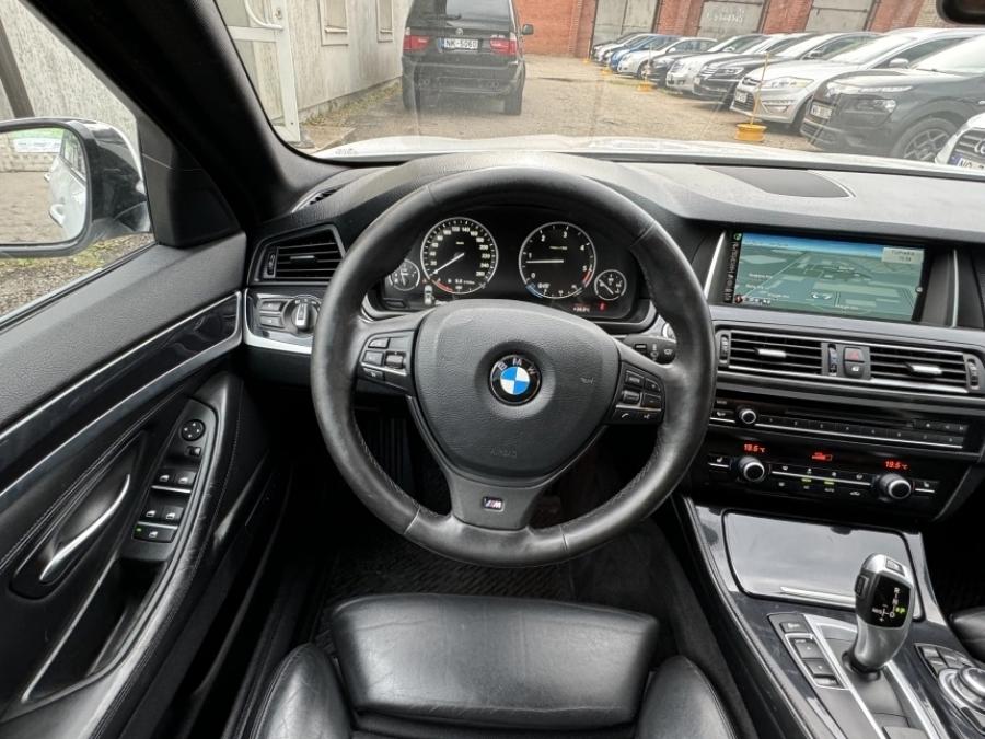 White BMW 530 2013 in Riga, with an engine capacity of 3.00 L and mileage of 265 thousand km for 10200 €, photo 30 on AUTOMOTO.COM.LV