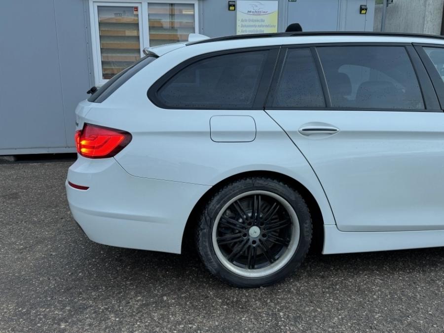 White BMW 530 2013 in Riga, with an engine capacity of 3.00 L and mileage of 265 thousand km for 10200 €, photo 37 on AUTOMOTO.COM.LV