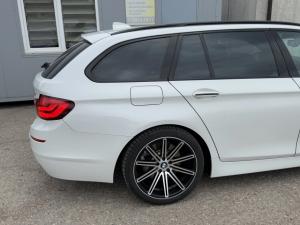White BMW 530 2013 in Riga, with an engine capacity of 3.00 L and mileage of 265 thousand km for 10200 €, photo 40 on AUTOMOTO.COM.LV