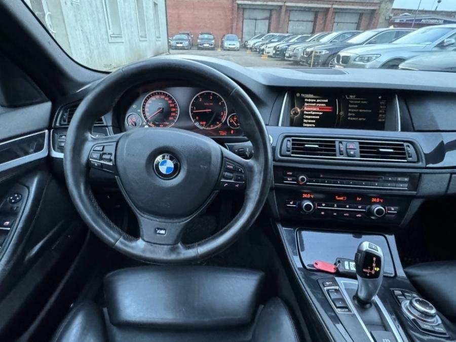 White BMW 530 2013 in Riga, with an engine capacity of 3.00 L and mileage of 265 thousand km for 10200 €, photo 42 on AUTOMOTO.COM.LV