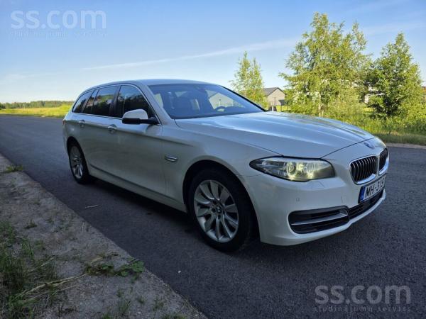 White BMW 530 2013 in Riga, with an engine capacity of 3.00 L and mileage of 372 thousand km for 12000 €, photo 9 on AUTOMOTO.COM.LV