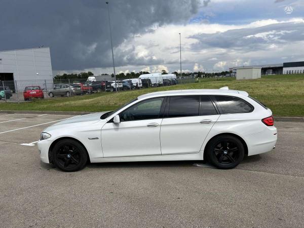 White BMW 530 2013 in Panevezys, with an engine capacity of 3.00 L and mileage of 323 thousand km for 8750 €, photo 10 on AUTOMOTO.COM.LV