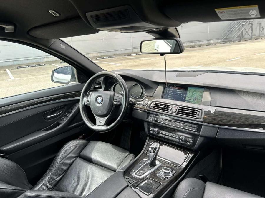 Белый БМВ 530 2013 в Паневежис, объемом двигателя 3.00 л и пробегом 323 тыс. км за 8750 €, фото 15 на AUTOMOTO.COM.LV