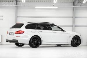Balts BMW 530 2014 Tukums, ar dzinēja tilpumu 3.00 L un nobraukumu 0 tūkst. km par 10490 €, foto 3 vietnē AUTOMOTO.COM.LV
