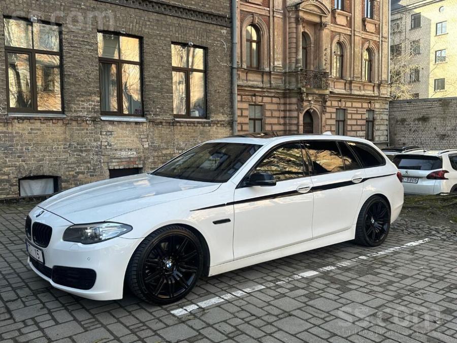 White BMW 530 2014 in Riga, with an engine capacity of 3.00 L and mileage of 334 thousand km for 12500 €, photo 1 on AUTOMOTO.COM.LV