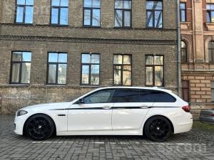 White BMW 530 2014 in Riga, with an engine capacity of 3.00 L and mileage of 334 thousand km for 12500 €, photo 4 on AUTOMOTO.COM.LV