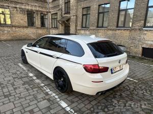 White BMW 530 2014 in Riga, with an engine capacity of 3.00 L and mileage of 334 thousand km for 12500 €, photo 5 on AUTOMOTO.COM.LV