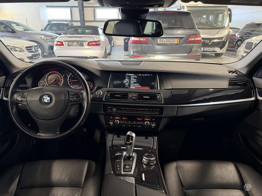 White BMW 530 2014 in Marijampole, with an engine capacity of 2.99 L and mileage of 244 thousand km for 10200 €, photo 22 on AUTOMOTO.COM.LV