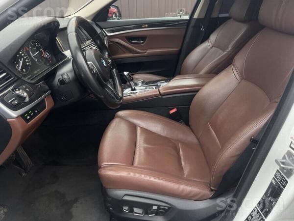 Balts BMW 530 2014 Rīga, ar dzinēja tilpumu 3.00 L un nobraukumu 338 tūkst. km par 10950 €, foto 8 vietnē AUTOMOTO.COM.LV
