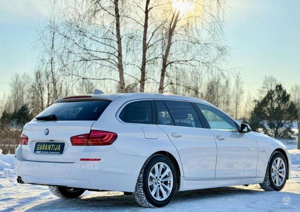 Balts BMW 530 2014 Šauļi, ar dzinēja tilpumu 2.99 L un nobraukumu 243 tūkst. km par 13650 €, foto 4 vietnē AUTOMOTO.COM.LV
