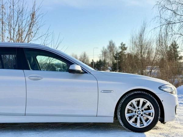 Balts BMW 530 2014 Šauļi, ar dzinēja tilpumu 2.99 L un nobraukumu 243 tūkst. km par 13650 €, foto 10 vietnē AUTOMOTO.COM.LV